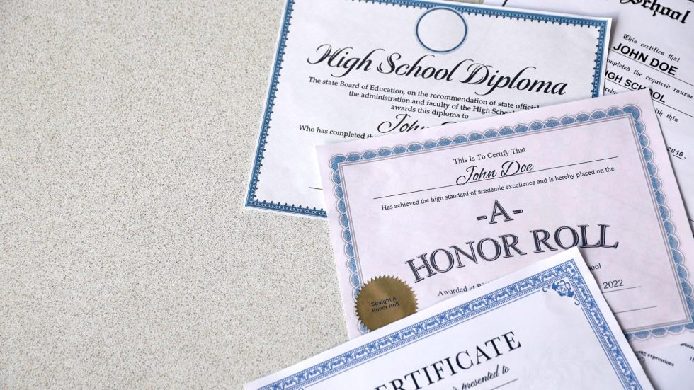 What Is Your Greatest Accomplishment As a Student Sample Answers - UniAcco