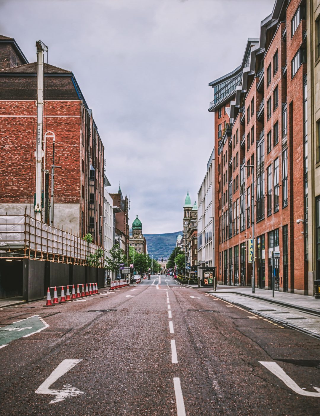 Explore Effortlessly: A Student Guide To Belfast - UniAcco